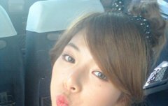 현아 눈동자색깔 렌즈낀건가요? | 네이트 판