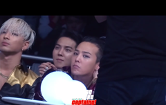 사진有태양 수상할때 지디리액션ㅋㅋㅋㅋㅋㅋㅋㅋㅋ | 네이트 판